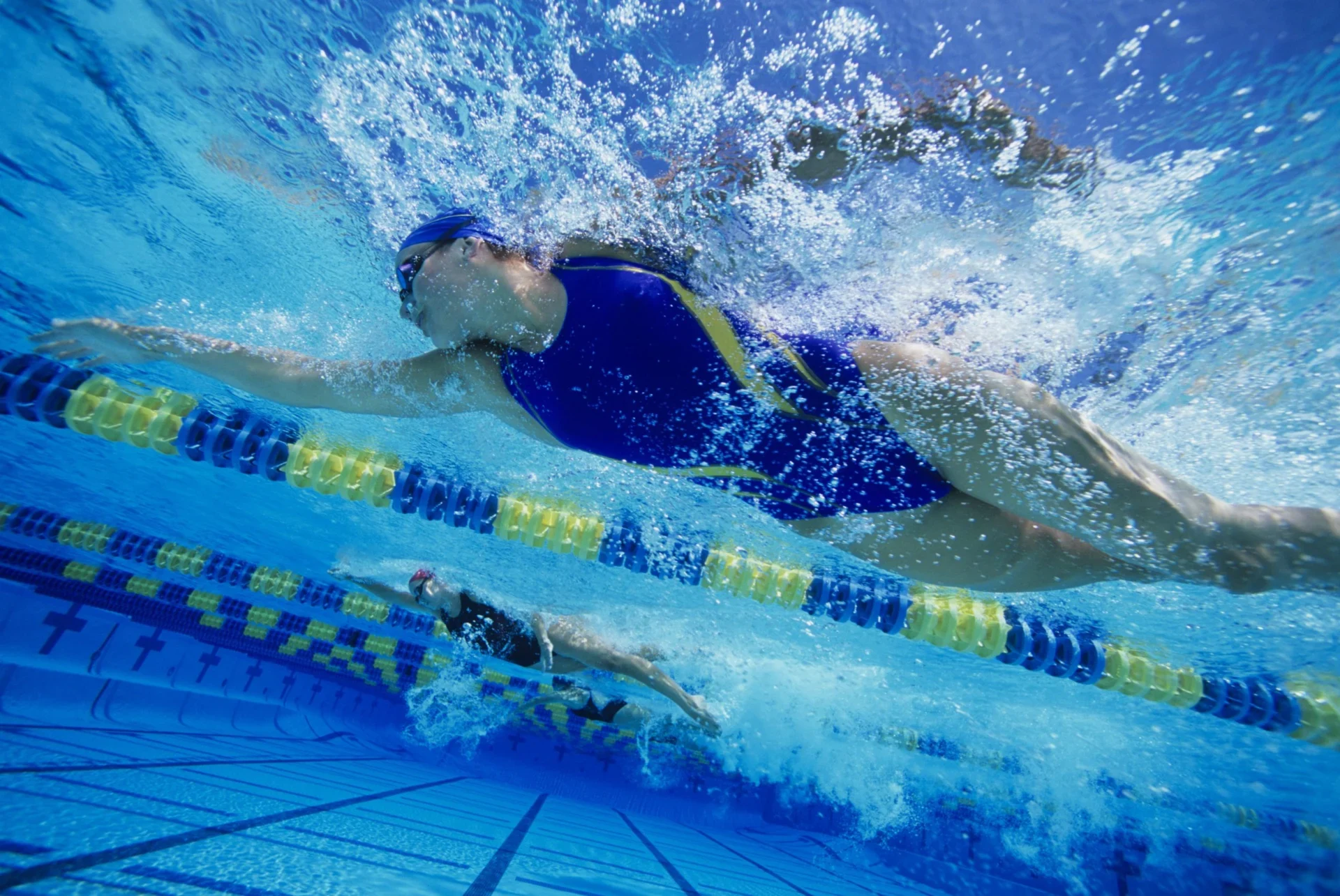 8 Reasons Why Swimming Can Be Good for You — Idea Digezt